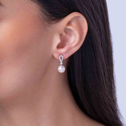 Jazz Akoya Pearl and Round Diamond Earrings | Yoko London
